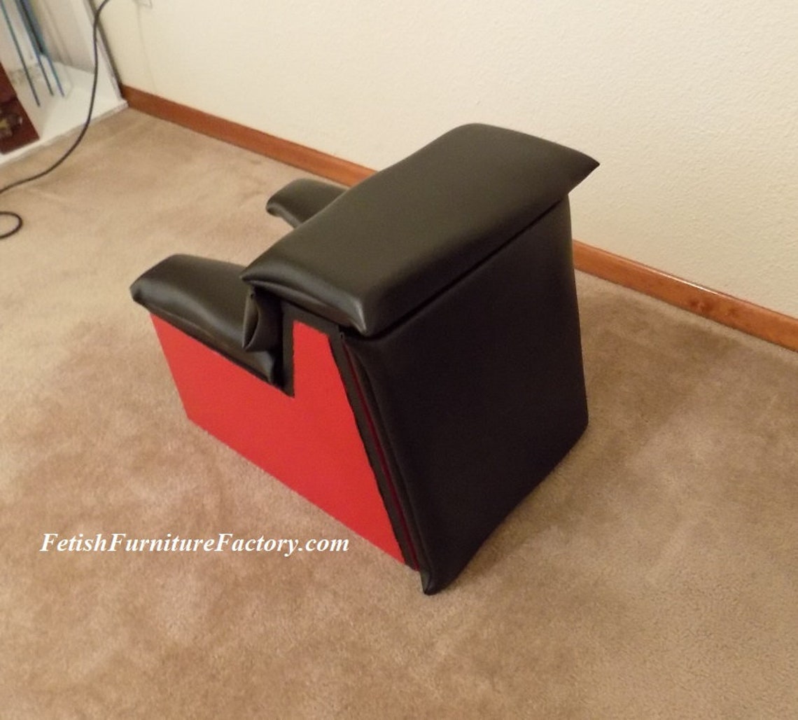 Mature: Queening Chair, Spanking Bench, Oral Service, Smothering ...