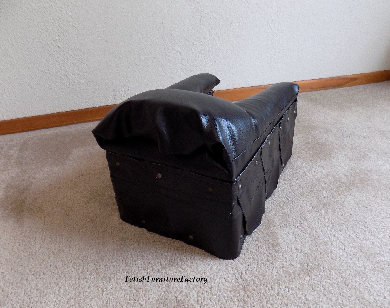 Mature: Queening Stool for Oral Sex. BDSM Sex Furniture, FemDom Face ...