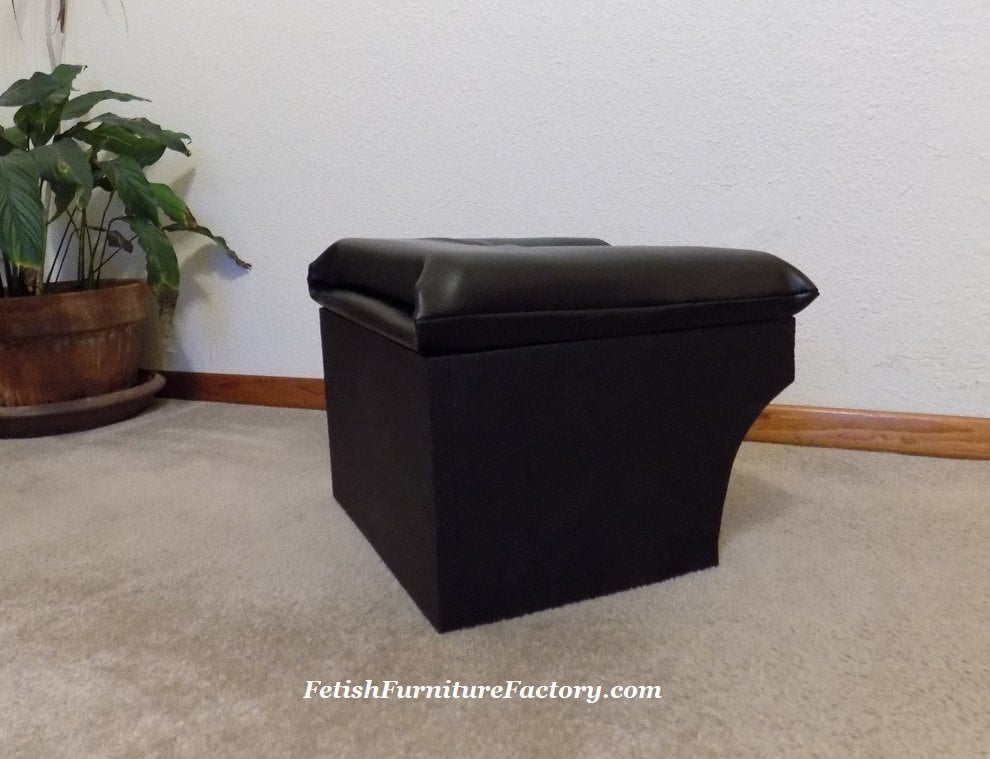 Mature: Queening Stool. Smothering chair for Oral Sex. Sex Furniture ...