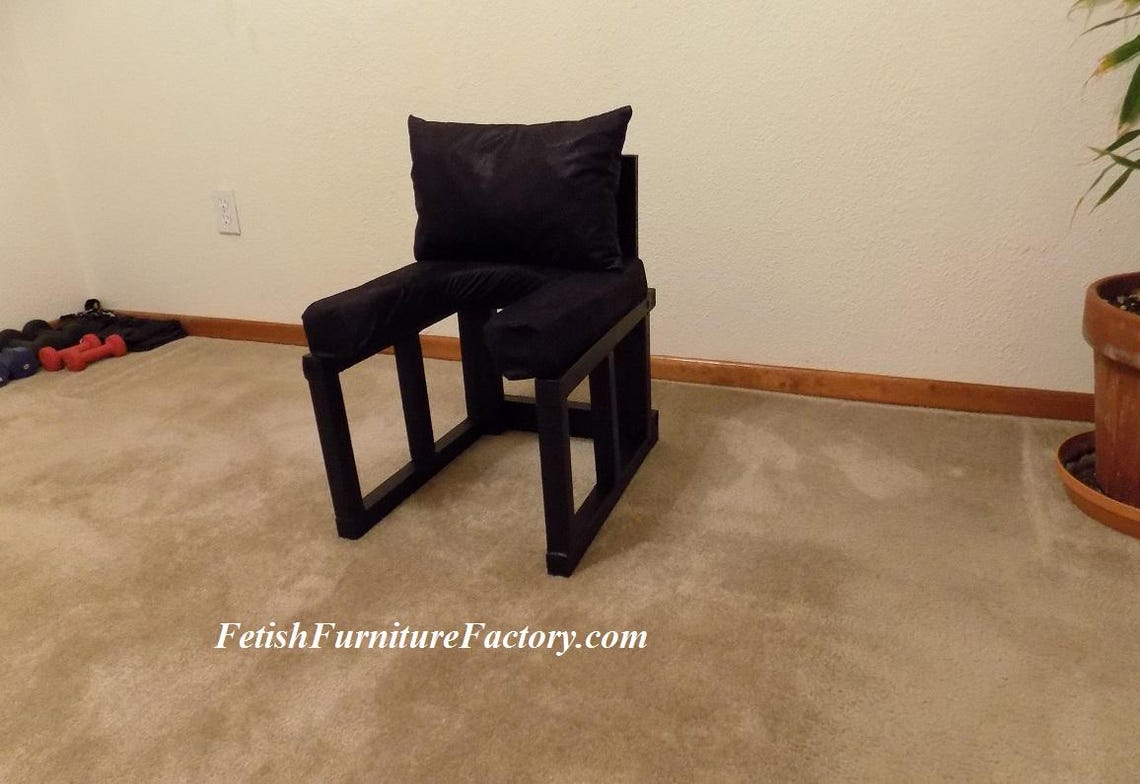 Mature: Femdom Oral Pleasure Chair. Queening Chairs, Smother Box. Rim ...