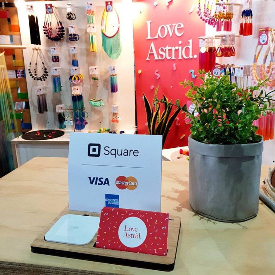 Photo Stand/ Dock Square Card Reader & Square Dock Stand - Etsy UK