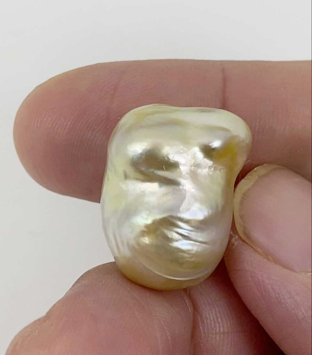 Enormous BI-COLOR South Sea Baroque Cultured Pearl / 16.6 X 21.8mm /un ...