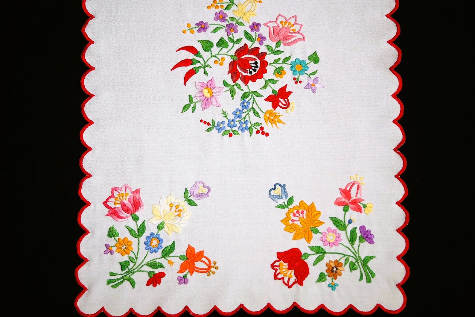 Hungarian Kalocsa Table Runner 64/ 40 Cm, Hand Embroidered Home Decor ...