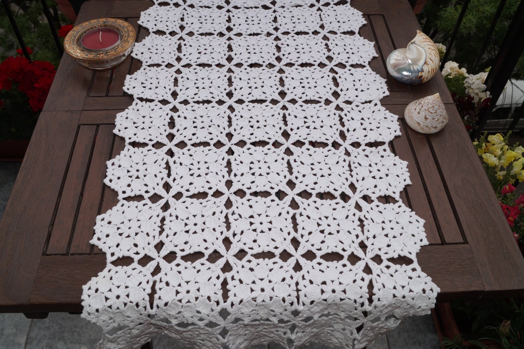 White Crochet Table Runner, 75 Cm/40 Cm Table Decoration,handmade ...