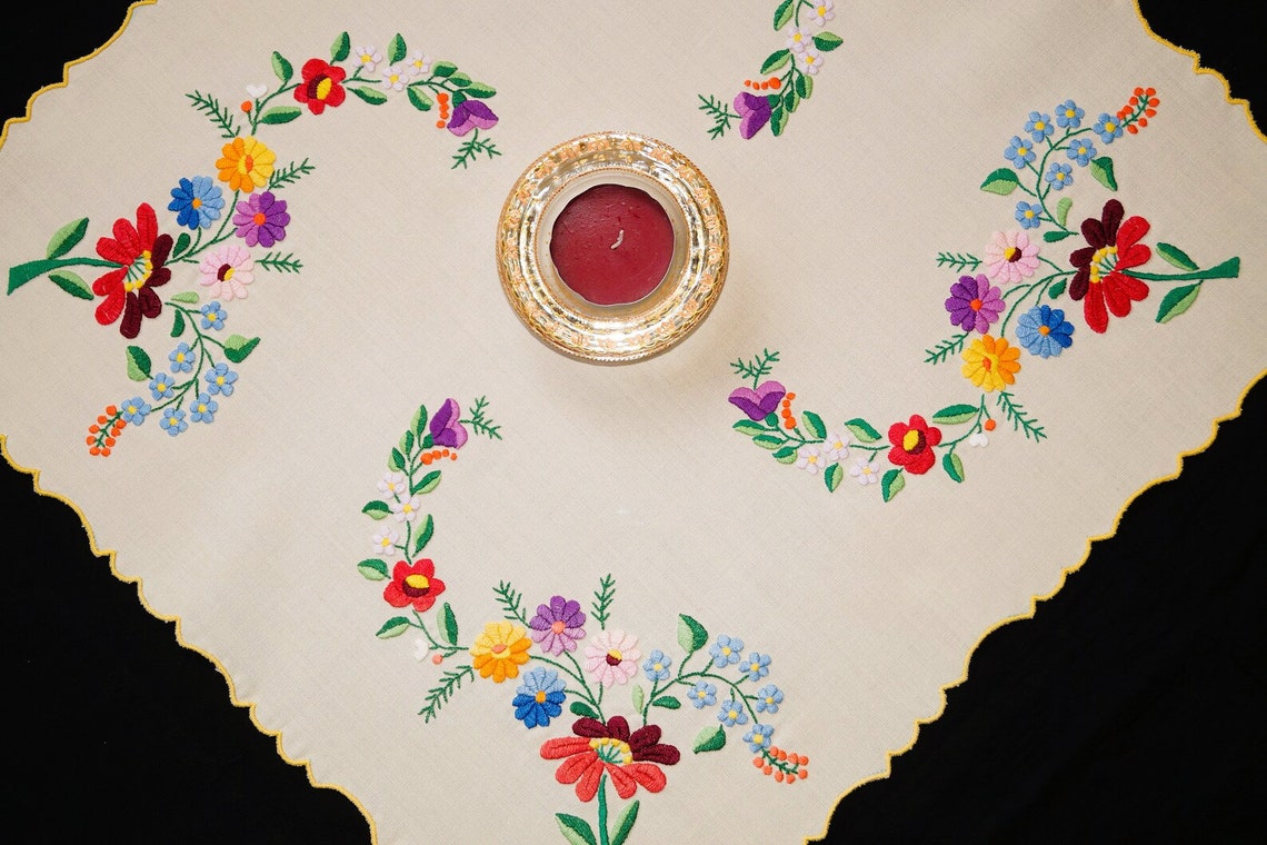 Hungarian Kalocsa Tablecloth 55/ 54 Cm, Hand Embroidered Home ...