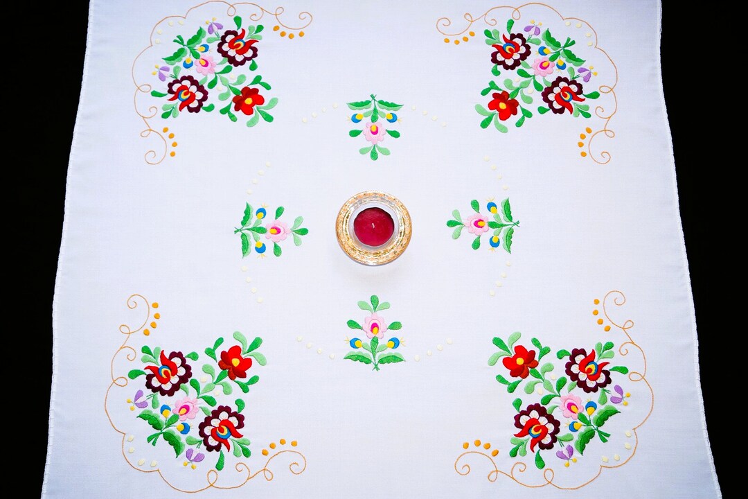 Hungarian Matyo Tablecloth 92/ 89 Cm, Hand Embroidered Home Decoration ...