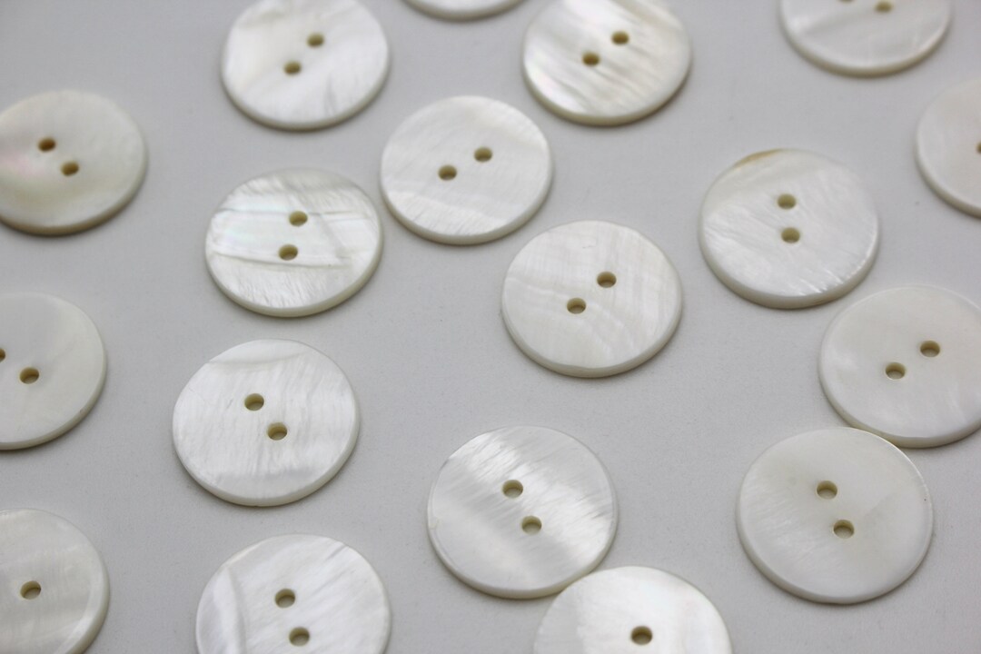 Chunky Flat Natural River Shell Buttons 23mm and 15mm - Etsy UK