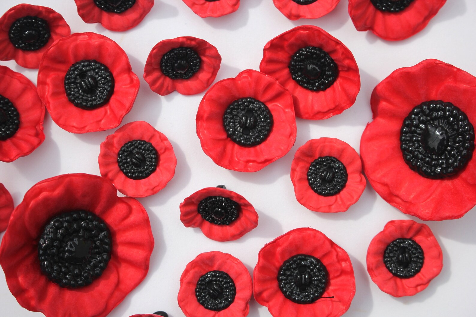 Poppy Buttons Sew Through Red Flower Shaped Buttons British Legion ...