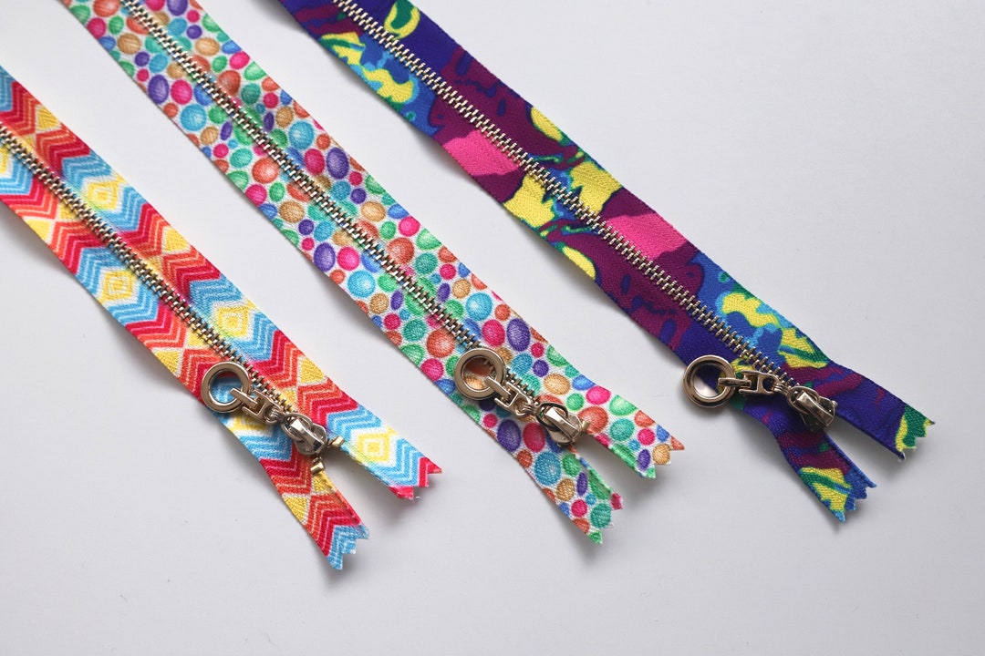 Fun Multicoloured Zips With Metal Teeth and Decorative Pull 20cm Jelly ...