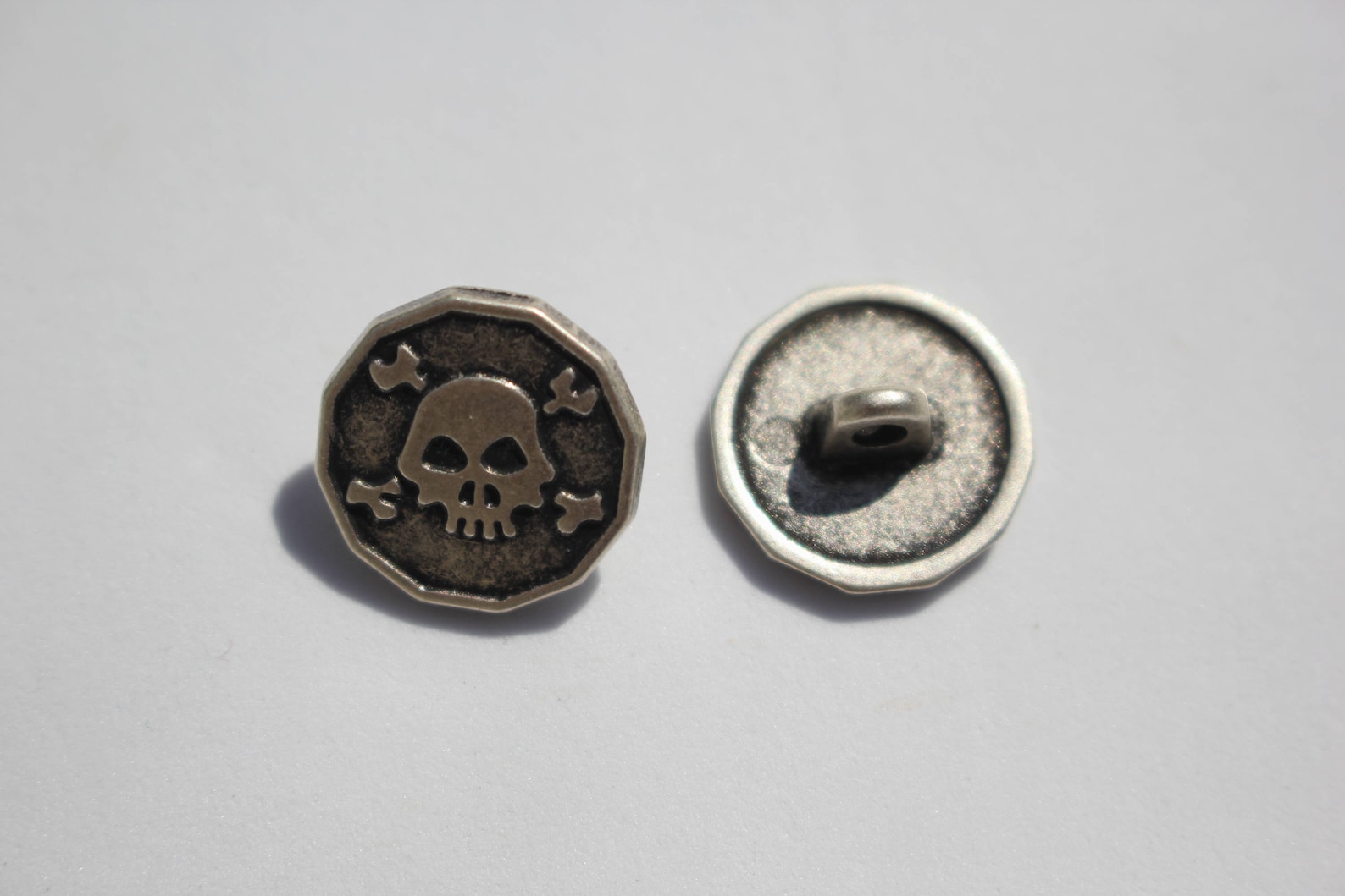 Skull Buttons Solid Metal Antique Silver or Brass Pirate - Etsy UK