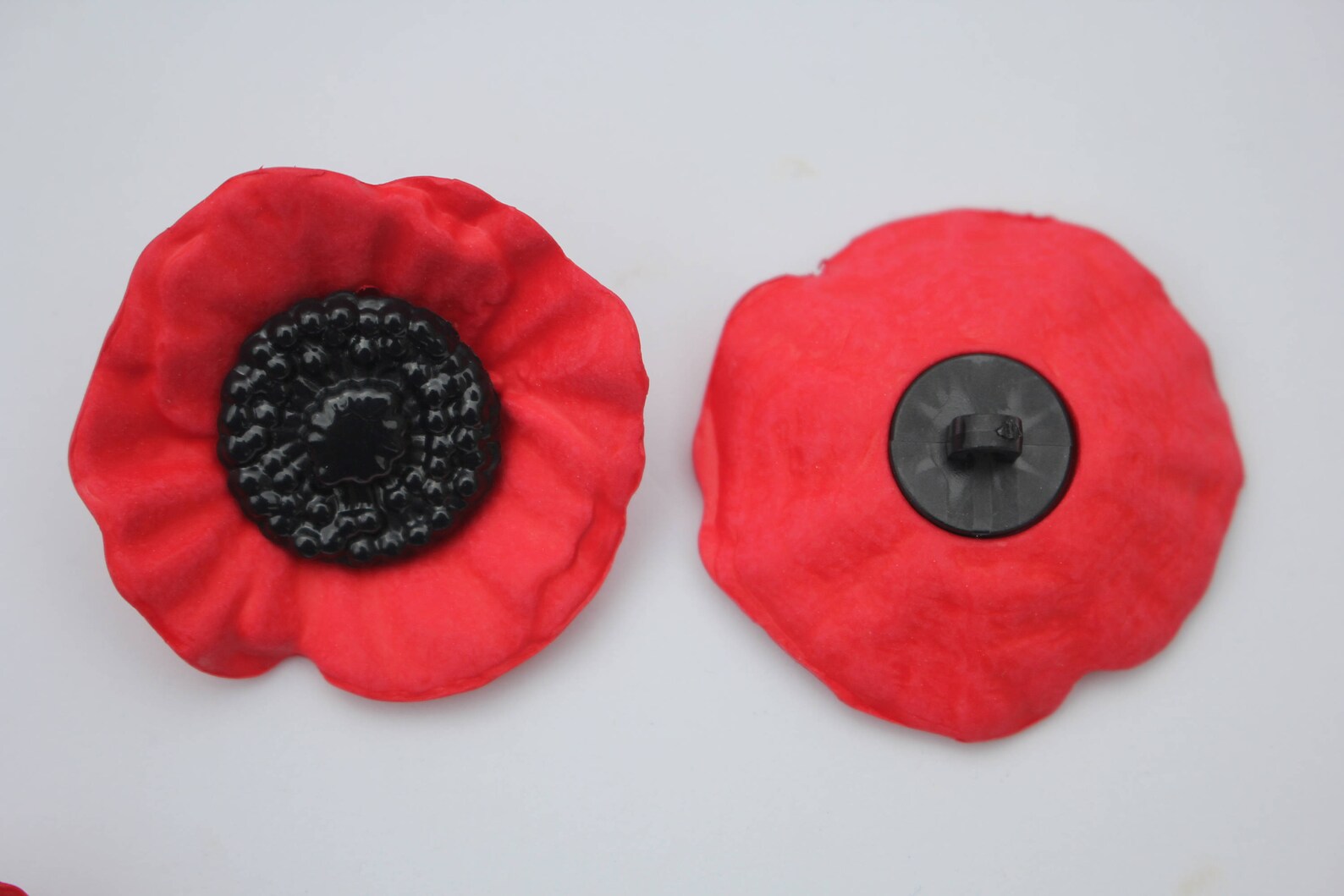Poppy Button With Shank - Red and Black - 3D Shape - Etsy UK