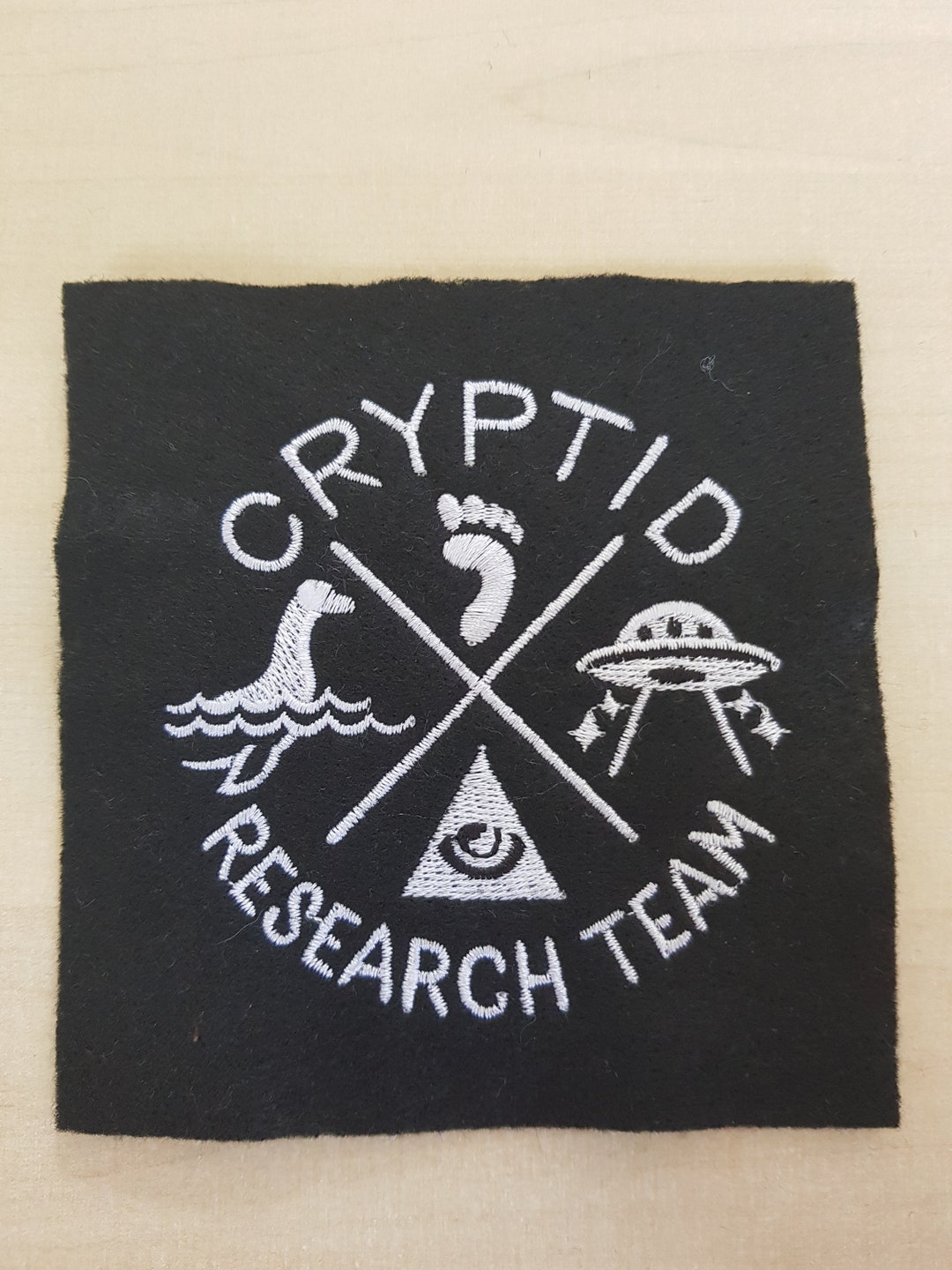 Cryptid Research Team Aufnäher Aufnäher - Etsy.de