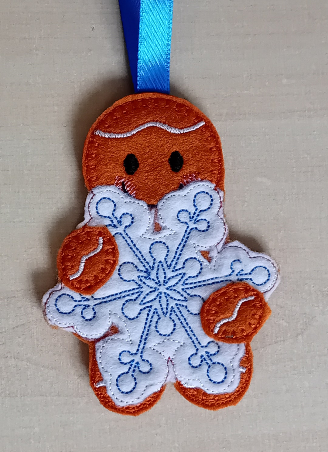 Gingerbread Man Holding a Snowflake Hanging Felt Ornament - Etsy