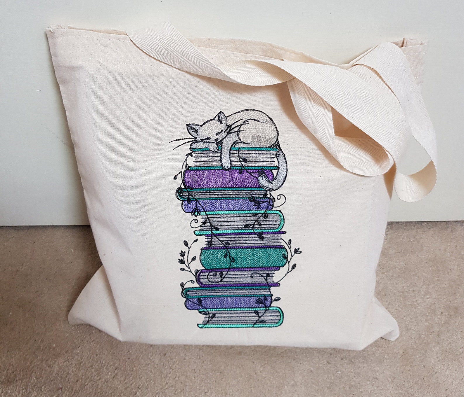 Embroidered Calico Tote Bag Booked Cat - Etsy Italia