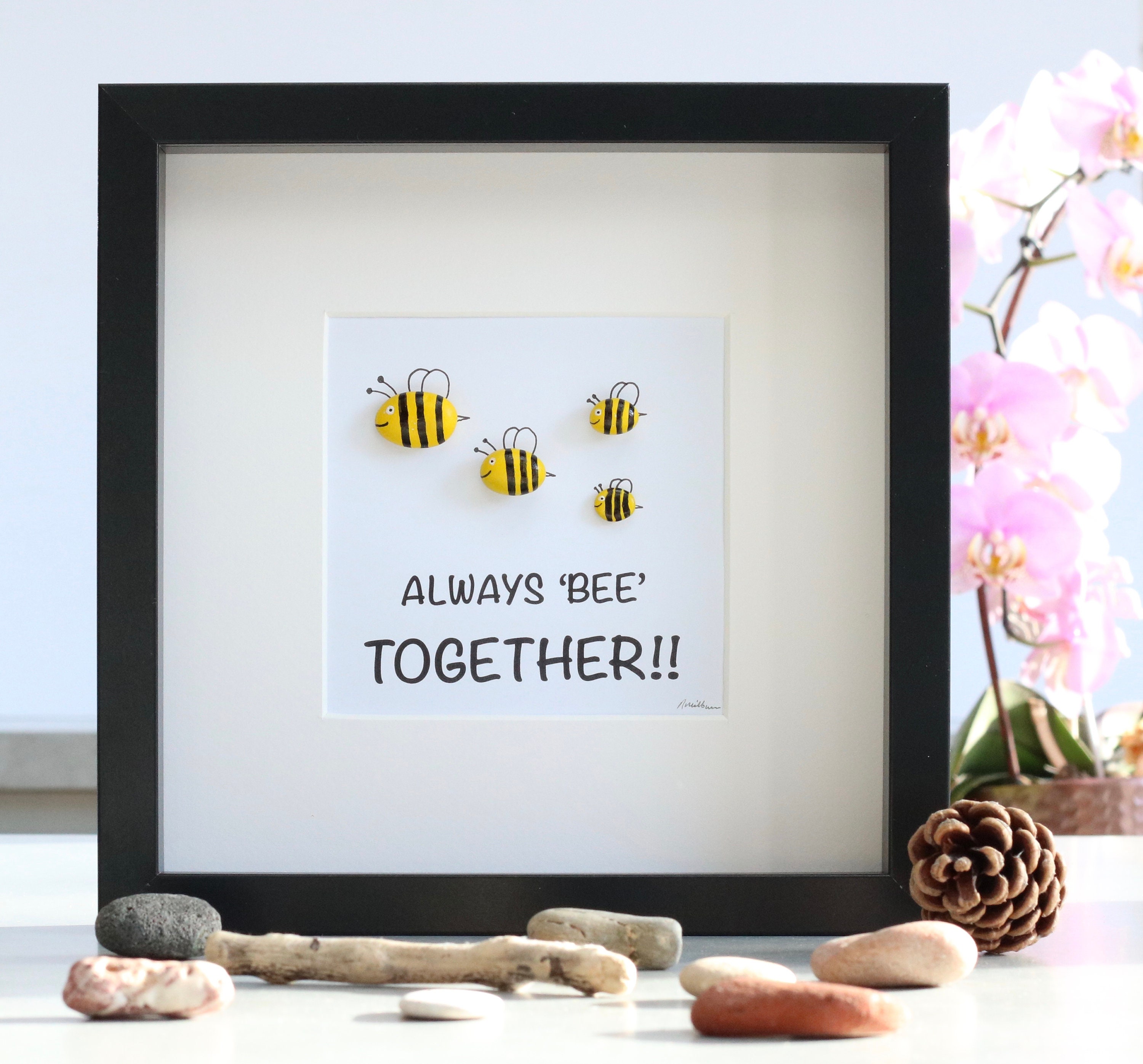 Pebble art bee friendship gift Pebble art family of 4 | Etsy