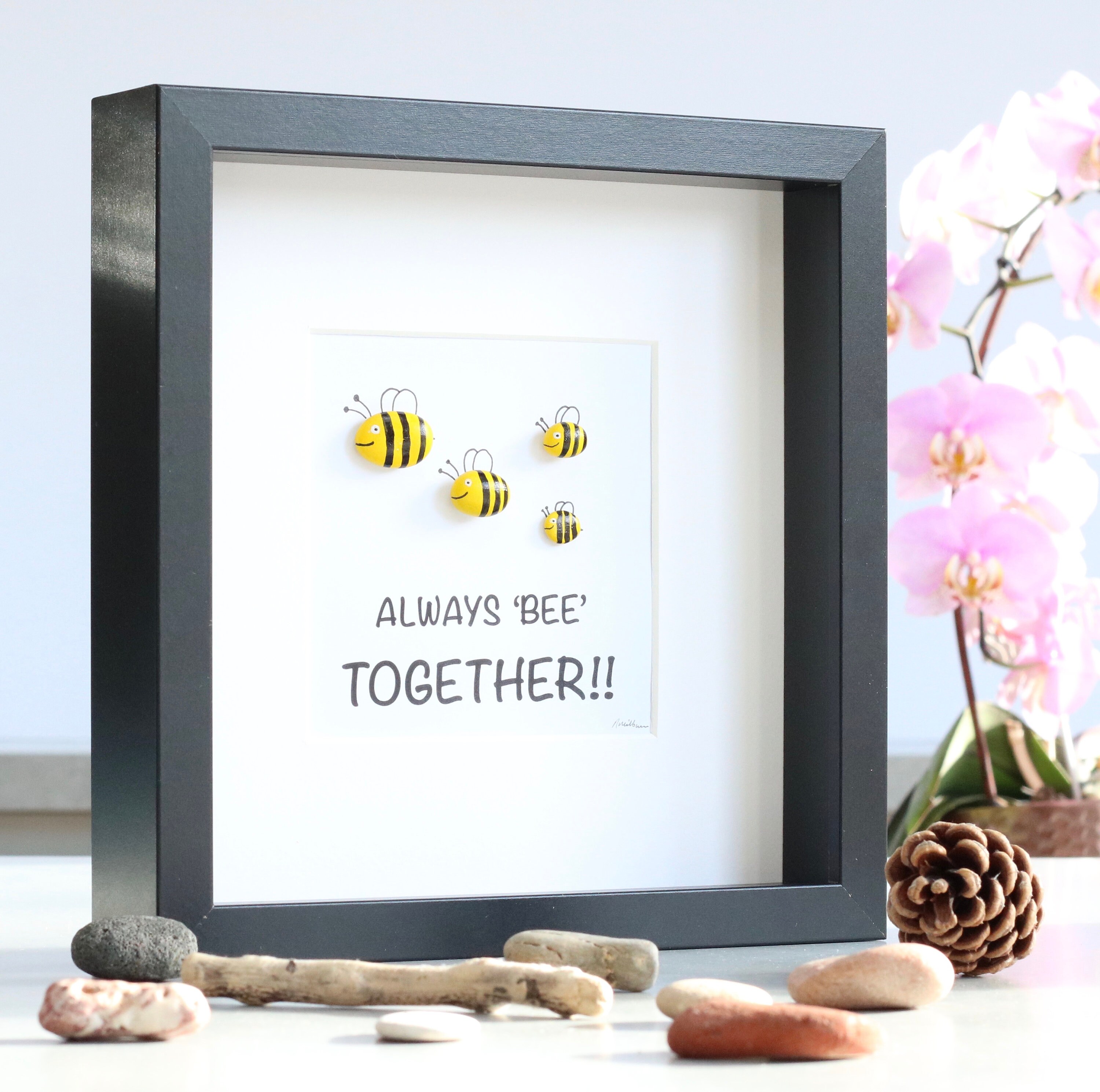 Pebble art bee friendship gift Pebble art family of 4 | Etsy