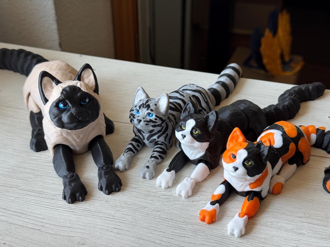 Custom Articulated Cat Figurine – 3D Printed Kitty in Calico, Tuxedo ...