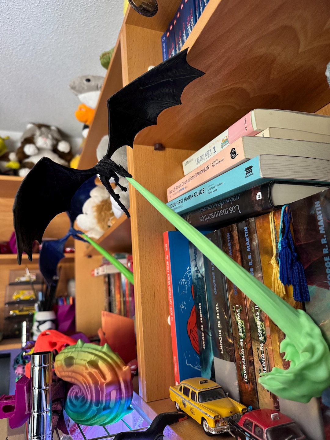 Dragon Fire Book Nook - Dragons Between Books, Dragon Flying Over ...