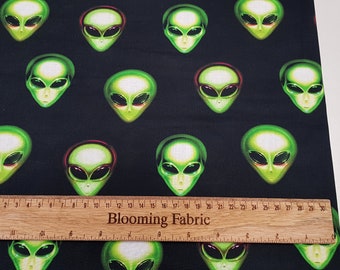 Alien Heads Fabric Alien Star by Shala Alien Heads Extraterrestrial ...