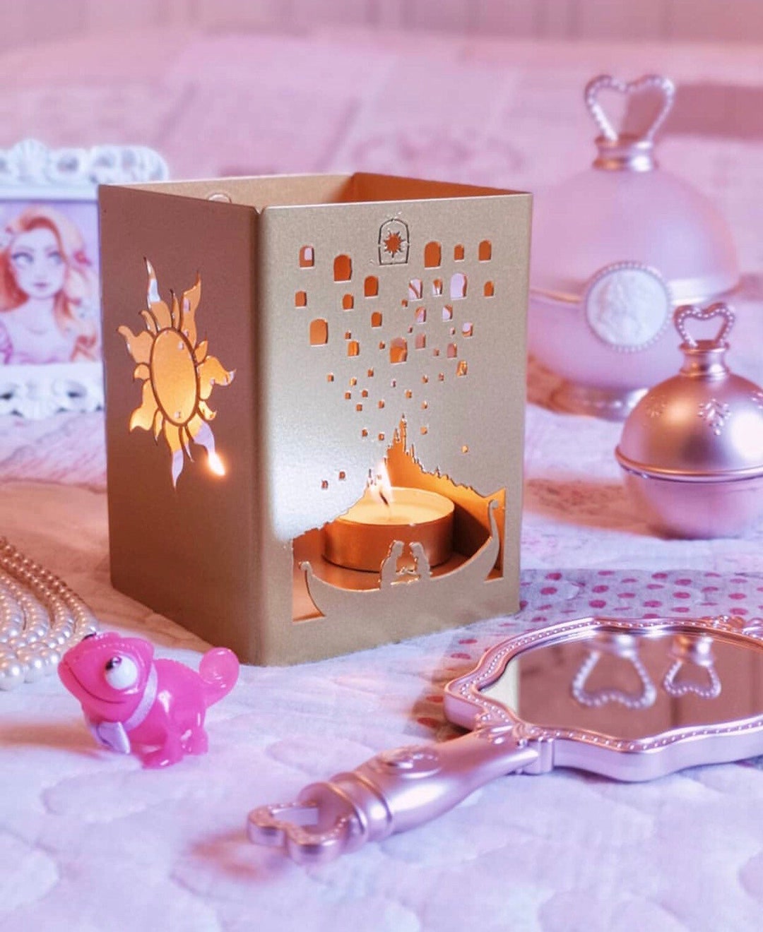 Rapunzel Metal Candleholder- Lantern, Centerpiece, Home Decor, Utensil ...