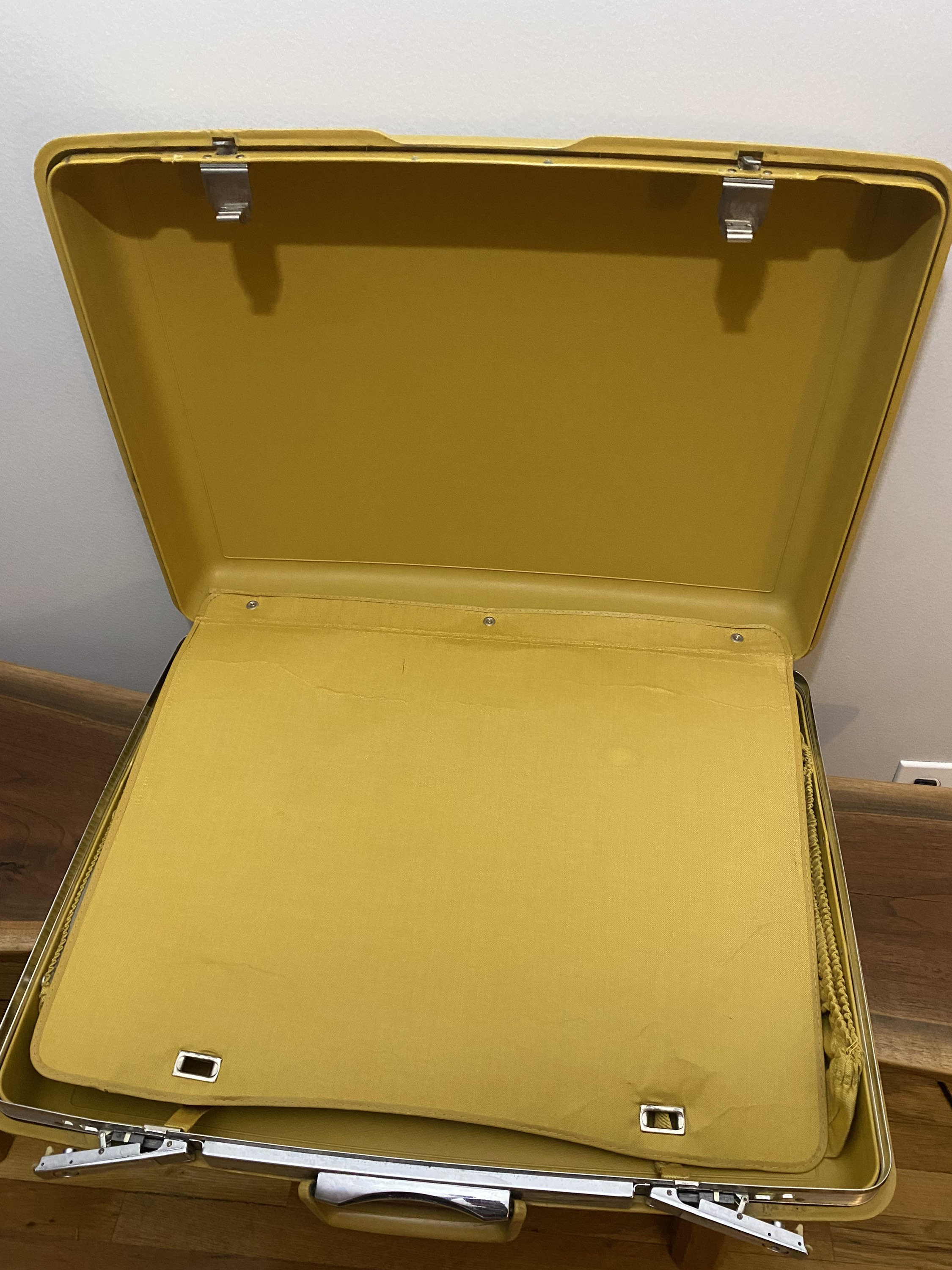Vintage Samsonite Mustard Yellow Suitcase - Etsy