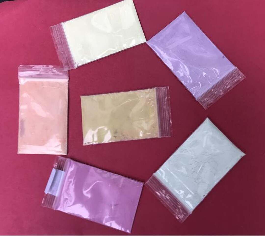 UNIC GREEN Glow in the Dark Photochromic Pigment. Set of 6 Different ...