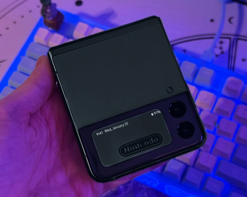 Gameboy Z Flip 3/4 Wallpaper + Cover Screen Black - Etsy