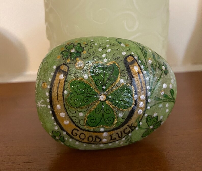 Hand Painted Horse Shoe Shamrock Stone - Etsy