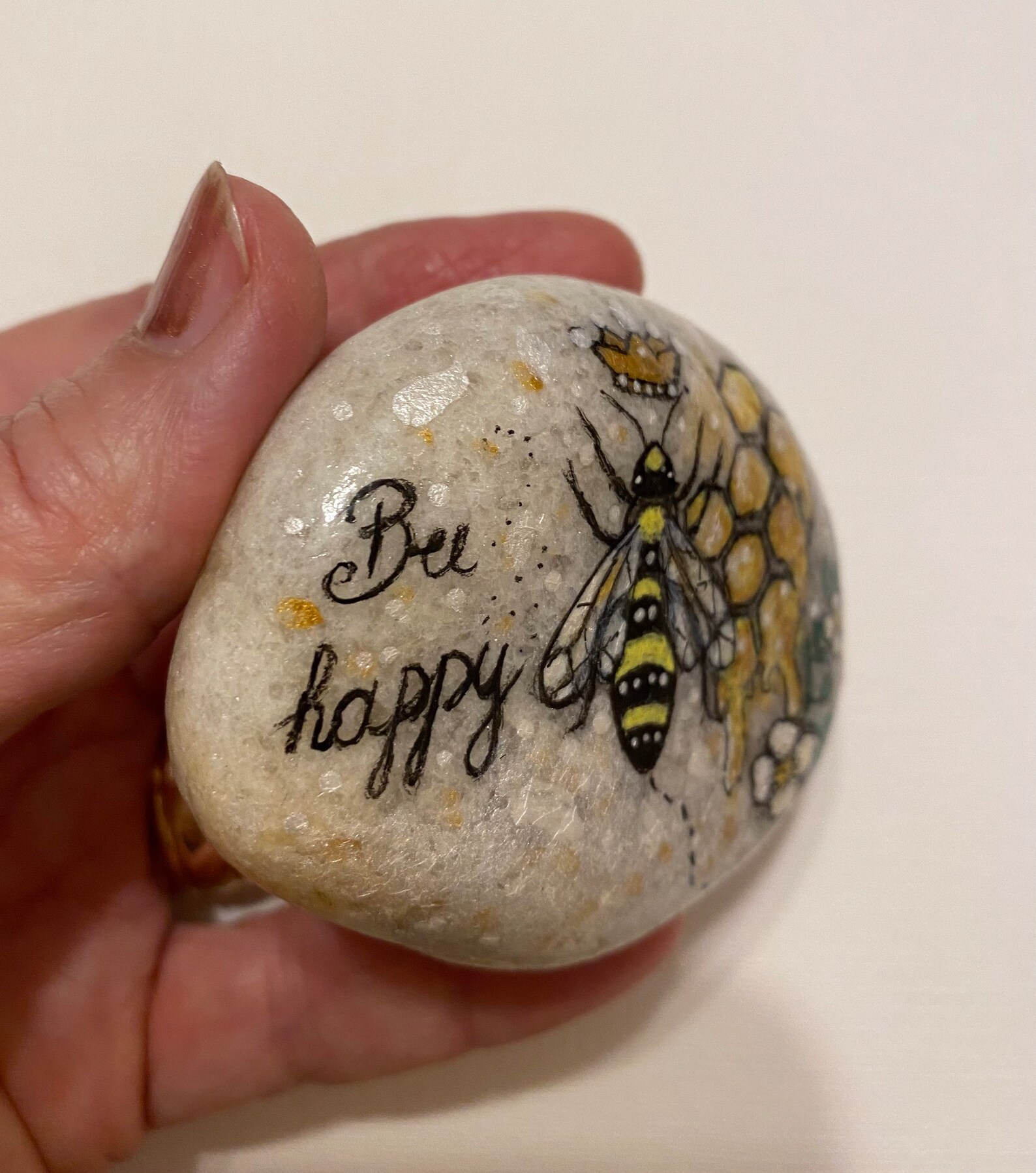 Hand Painted Queen Bee Stone - Etsy