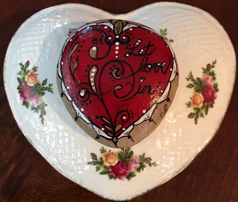 Hand Painted Heart Stone - Etsy