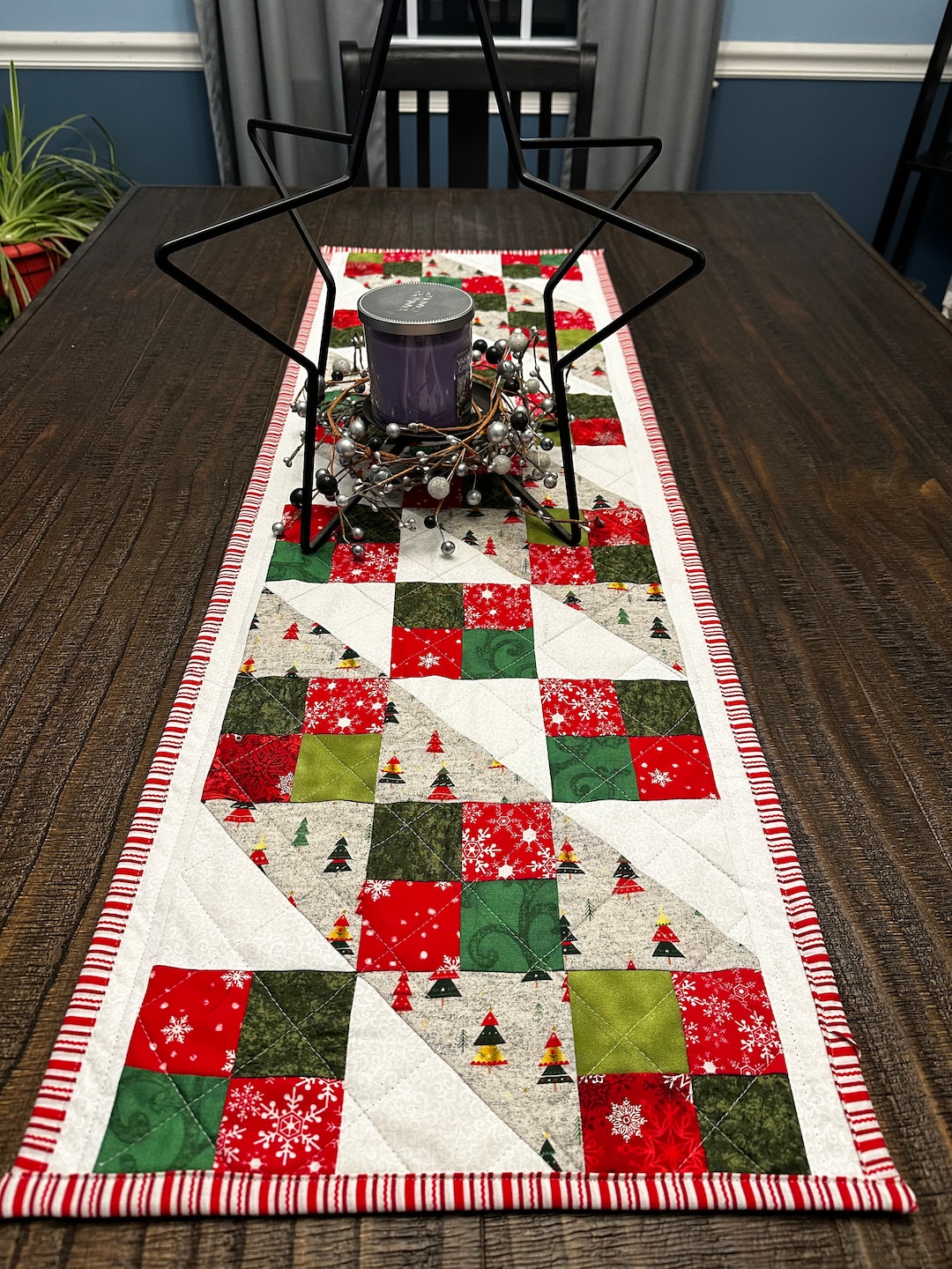 Christmas Quilted Table Runner - Etsy