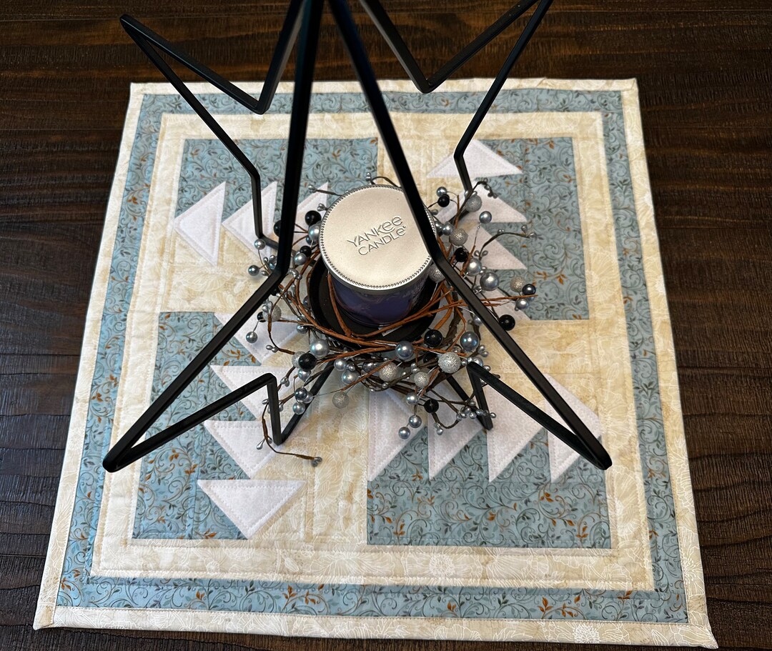 Spring/summer Quilted Table Topper - Etsy