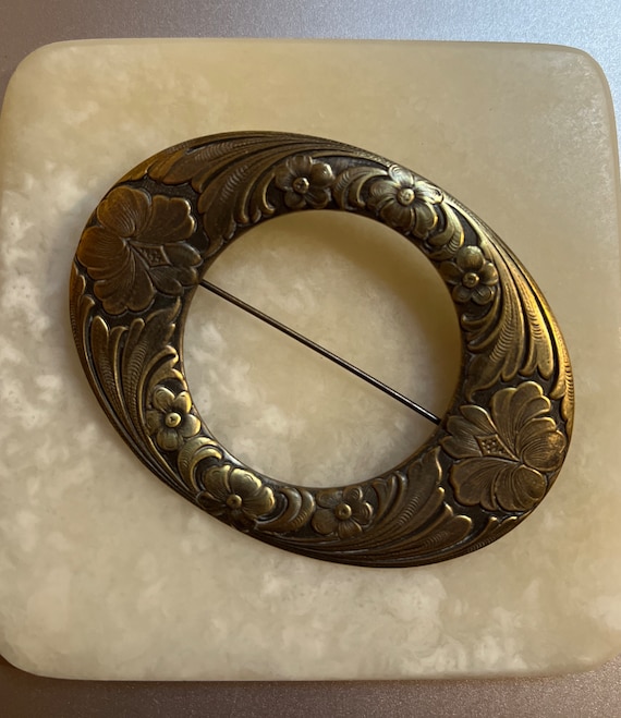 80s brass oval - Gem