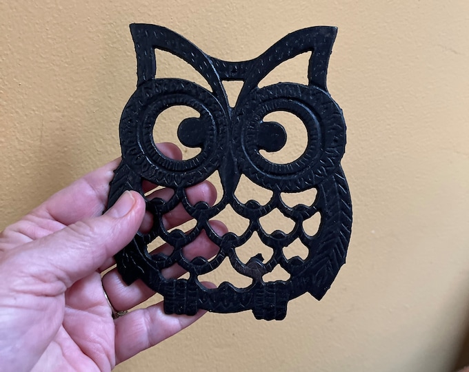 Vintage Cast Iron Owl Trivet - Taiwan - Etsy