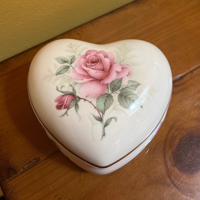 Heart Music Box - Etsy