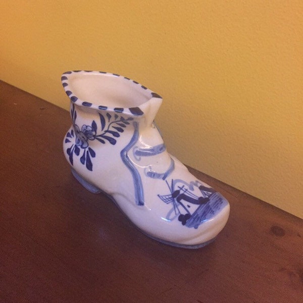 Delft Shoe - Etsy