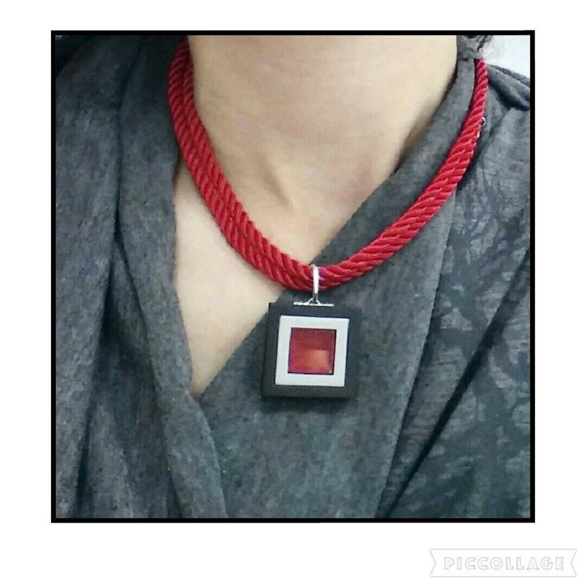Modern Red Glass Pendant Necklace ,square Red Pendant, Red and Black ...