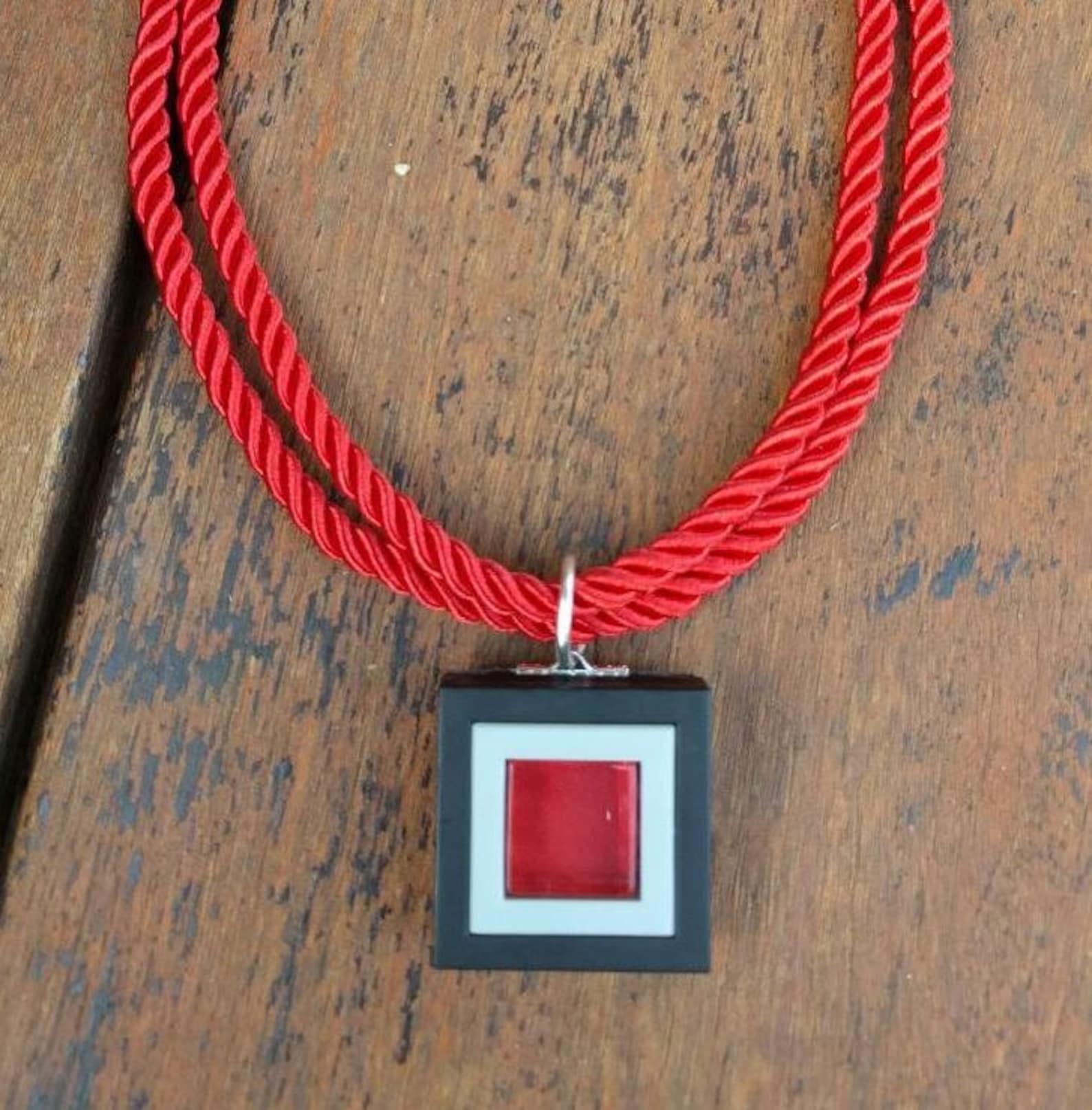 Modern Red Glass Pendant Necklace ,square Red Pendant, Red and Black ...