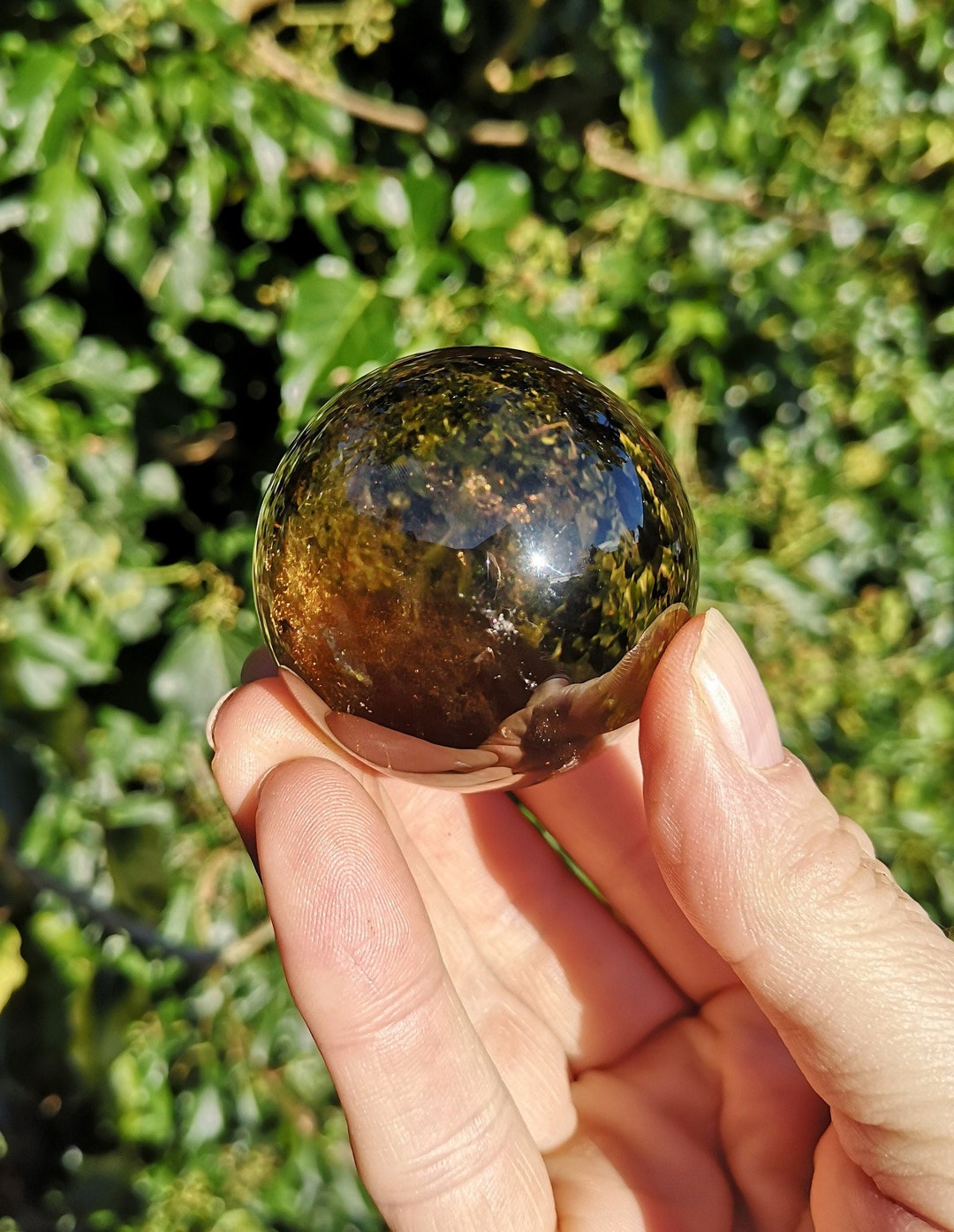 Sphère en quartz fumé Boule de cristal de quartz fumé arc-en-ciel 47 mm ...