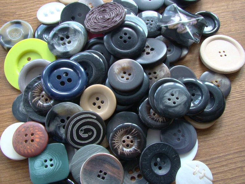 100 Random Buttons Bulk / 25mm 50mm, 1 2 Inch Buttons / Assorted 2 and ...
