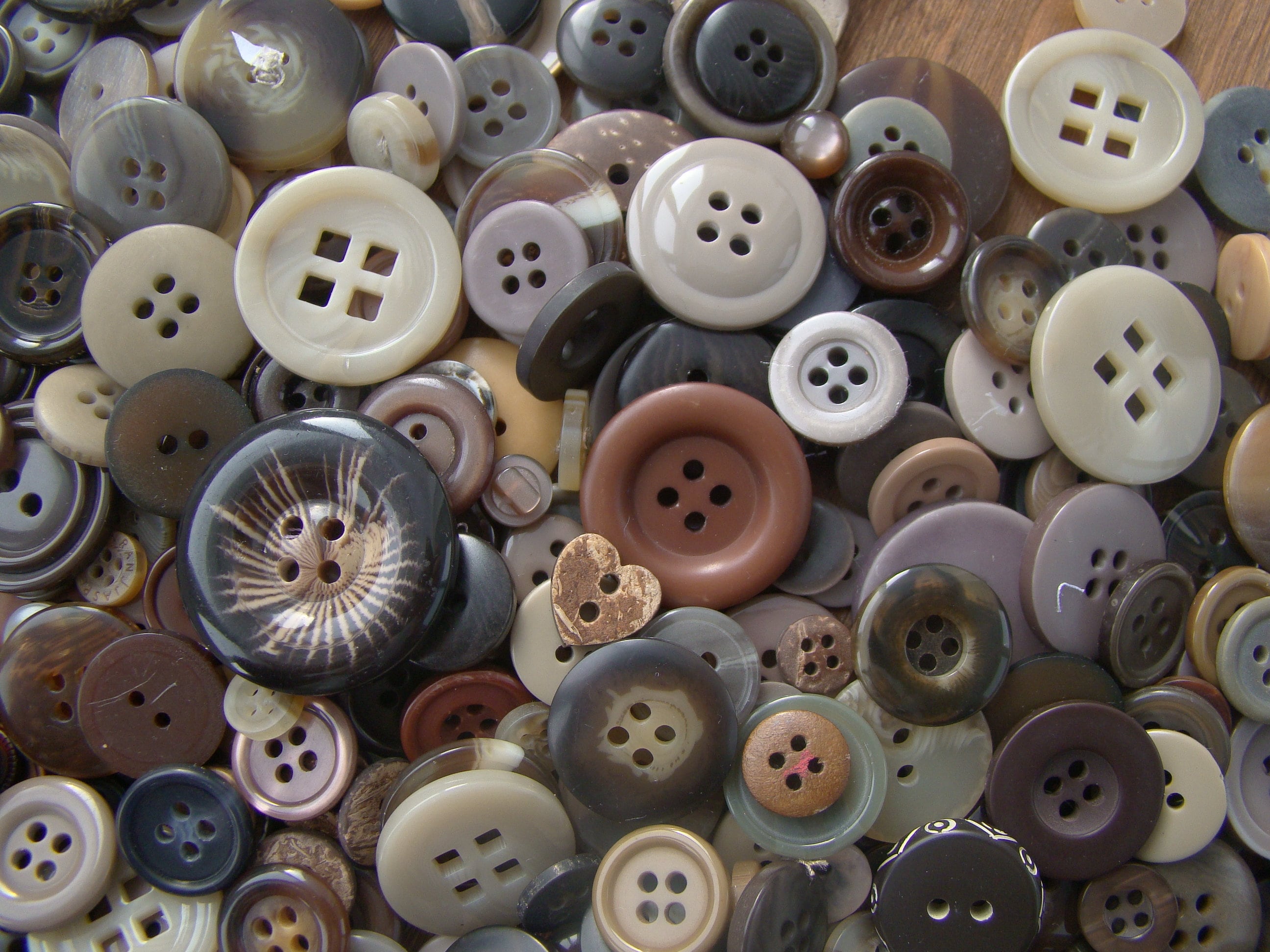 100 Mixed Brown Beige Grey Buttons 5-20 Mm Vintage Buttons Bulk Button ...