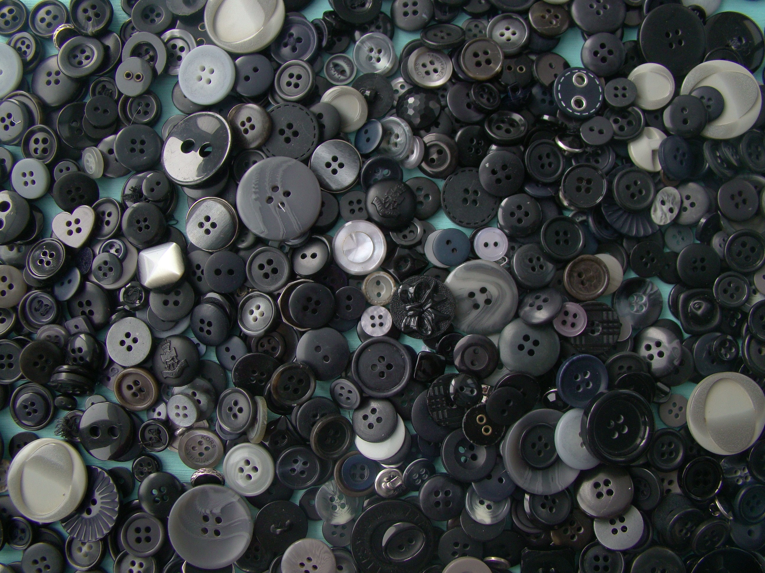 100 Mixed Black Dark Grey Buttons 5-20 Mm Vintage Buttons Bulk Button ...