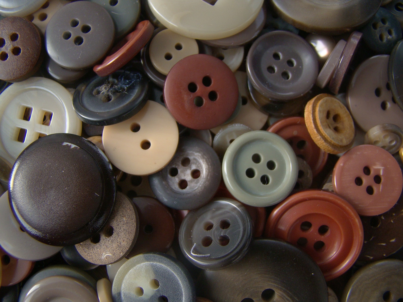 100 Mixed Brown Beige Grey Buttons 5-20 Mm Vintage Buttons Bulk Button ...