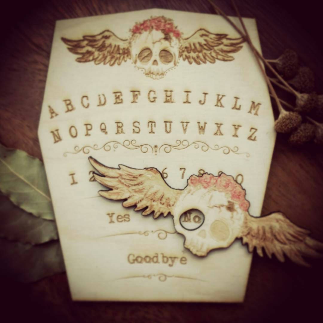 Divination Talking Spirit Board .. Channeling Board ... Witch Board ...