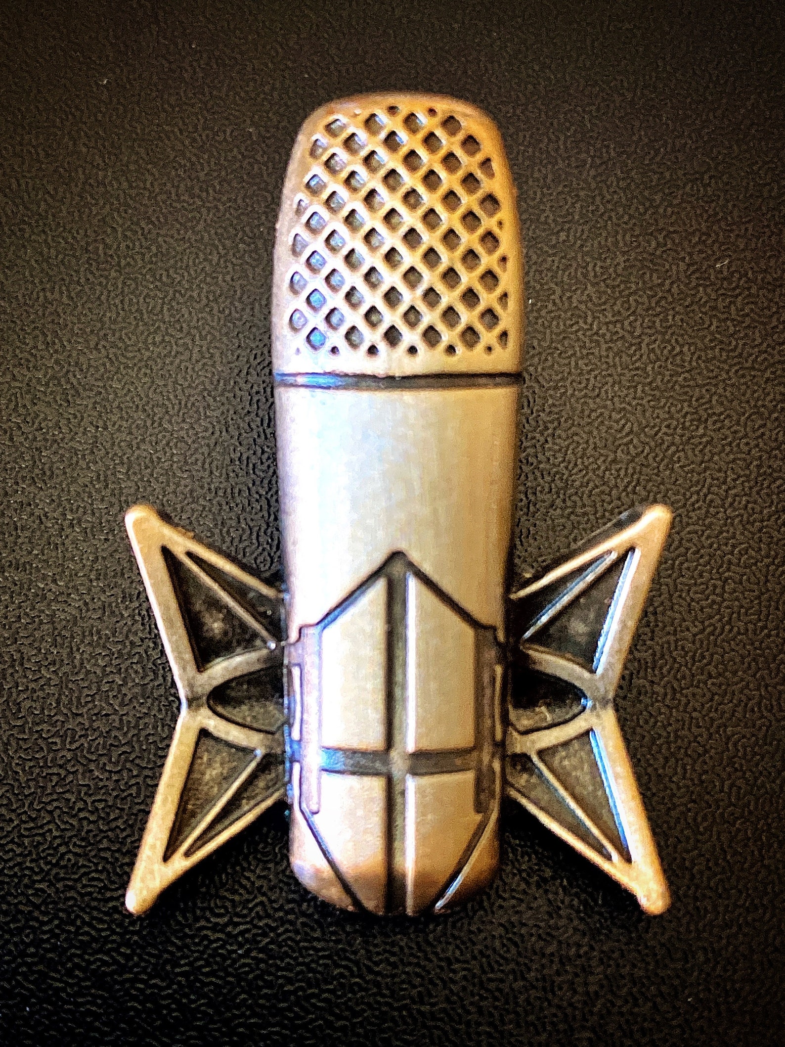 Retro Microphone or Studio Microphone Lapel Pin (silver or Gold) - Etsy