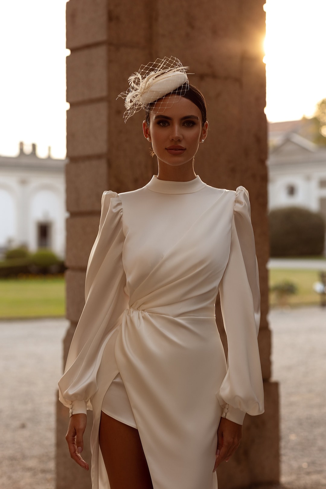 Small Ivory Wedding Felt Pill Box Veil Fascinator Hat, Designer Elegant ...