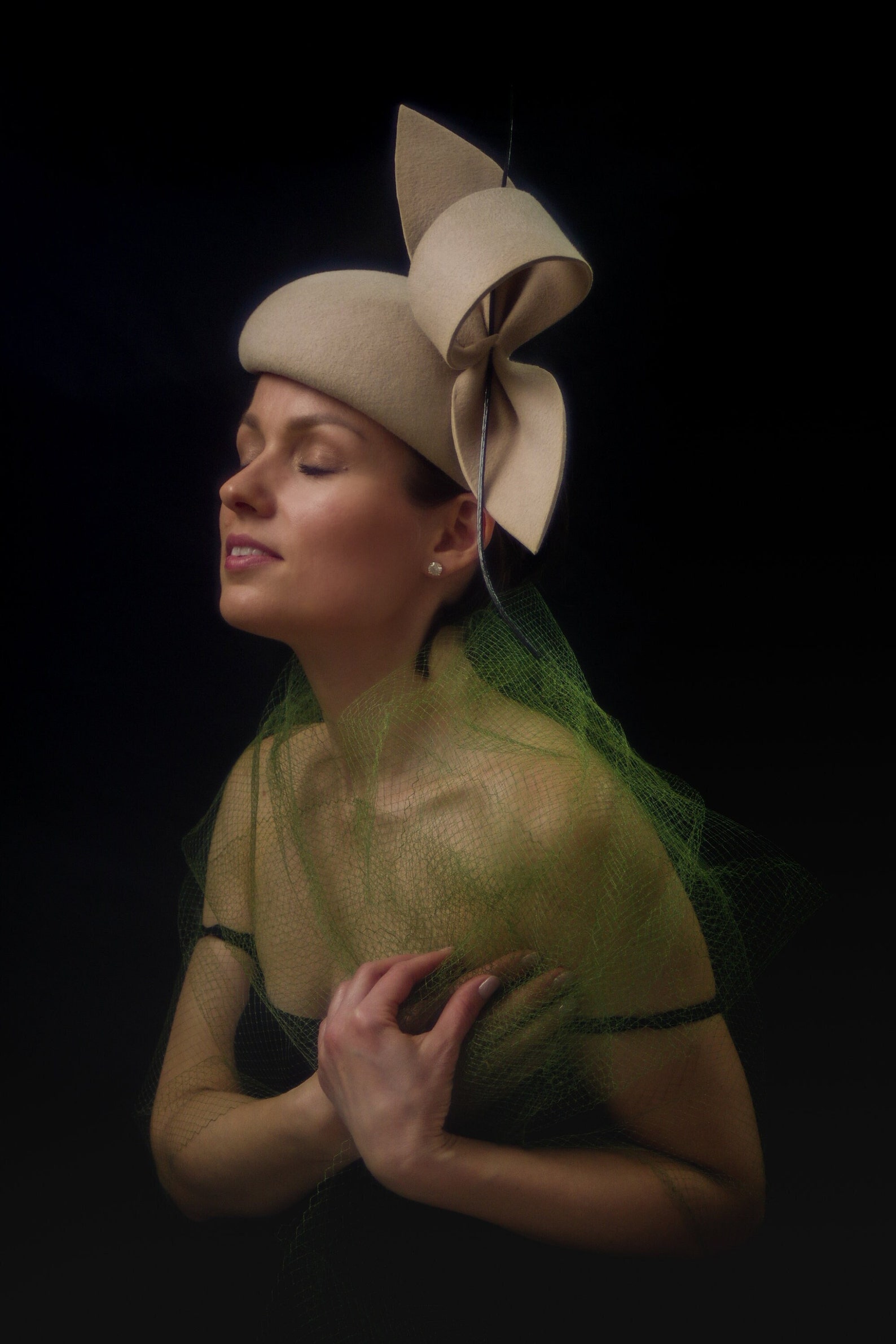 Beige Wool Fascinator Hat: Elegant Bow Pillbox, Kentucky Derby Race Hat ...