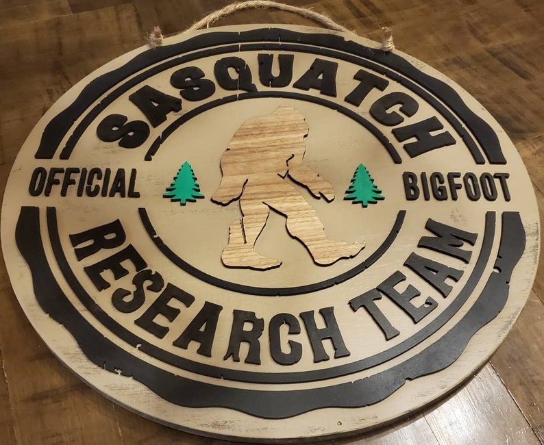 Sasquatch Sign / Bigfoot Wall Hanging | Etsy
