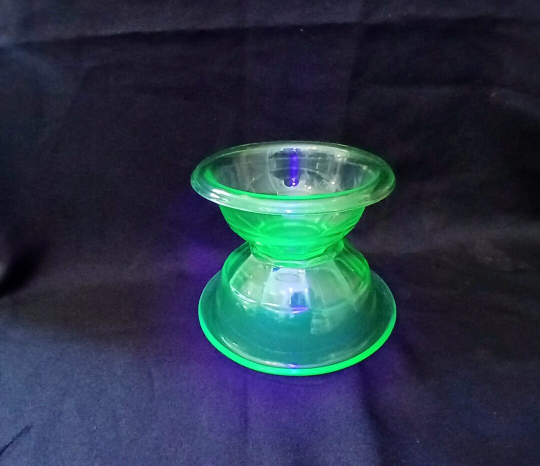 Hazel Atlas Block Optic Green Uranium Glass Set of Two Mixing Bowl's 5. ...