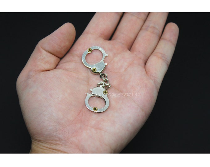 1:6 Scale Mini Handcuffs Metal Model Mini Toy Imperfect Condition for ...